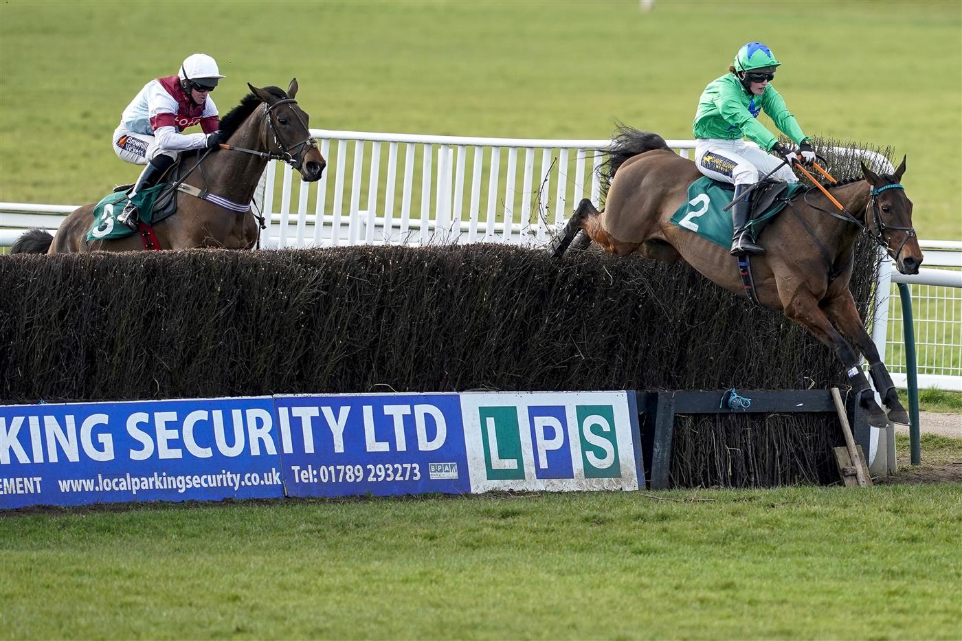 Racing Photos | Warwick racecourse pictures 26.2.2021.