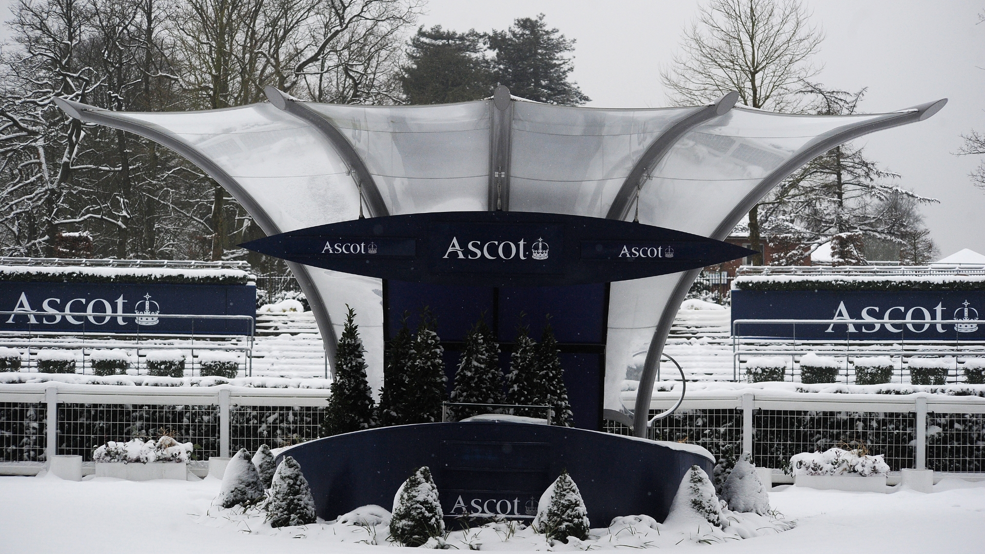Racing News | Ascot cancels Clarence House card due to frozen ground