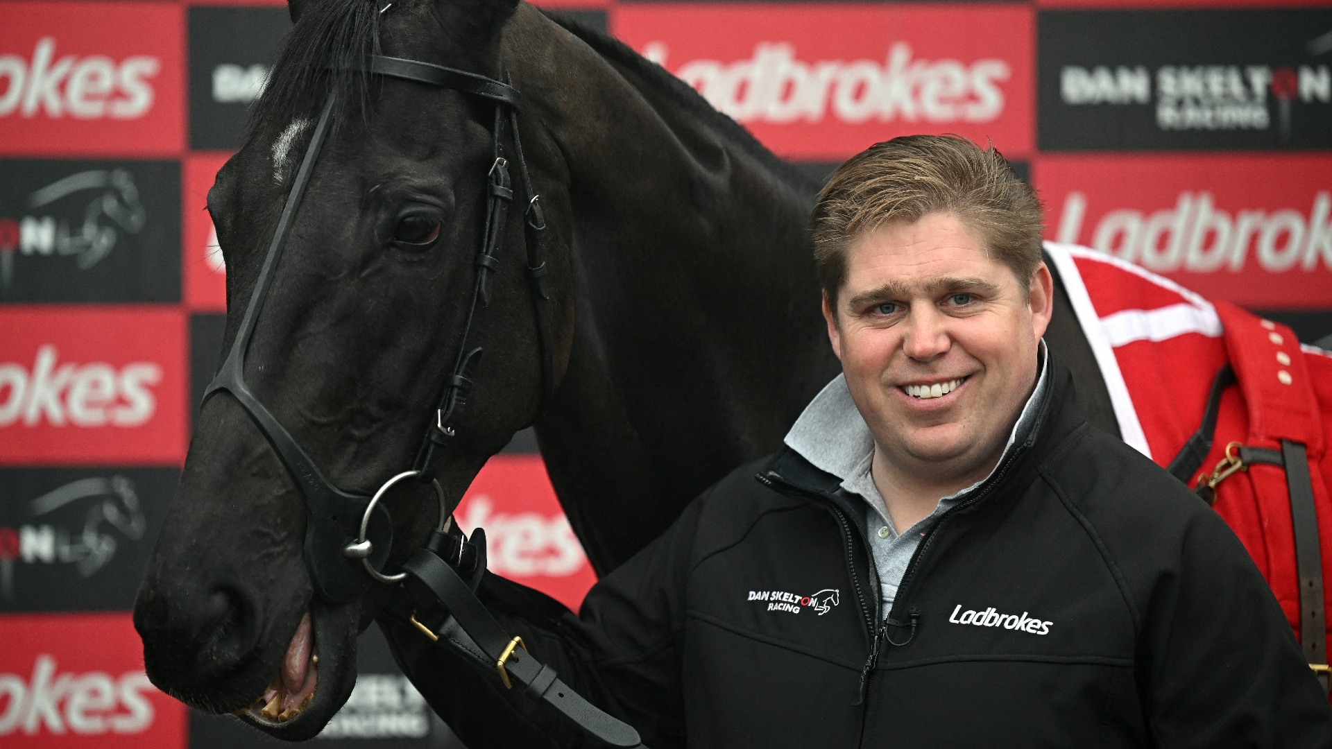 Cheltenham 2023 News | Dan Skelton Stable Tour