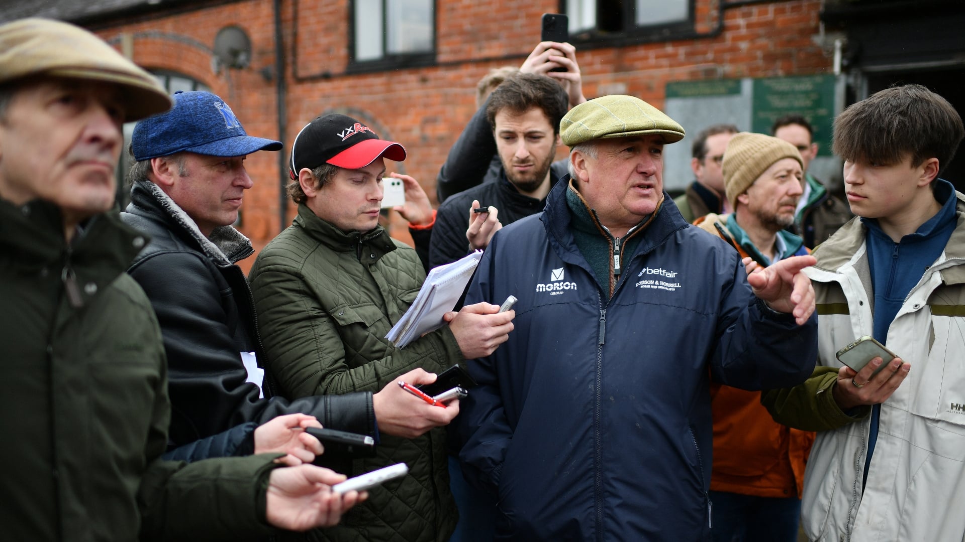 Cheltenham 2023 News | Paul Nicholls Stable Tour