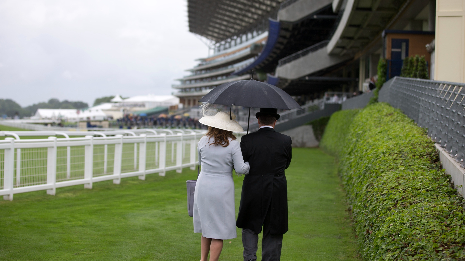 Racing News | Three Champions Day races switched from Round to Inner ...