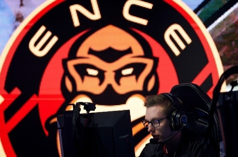Cloud9 vs ENCE Tips & Odds – BLAST Premier: World Final 2023