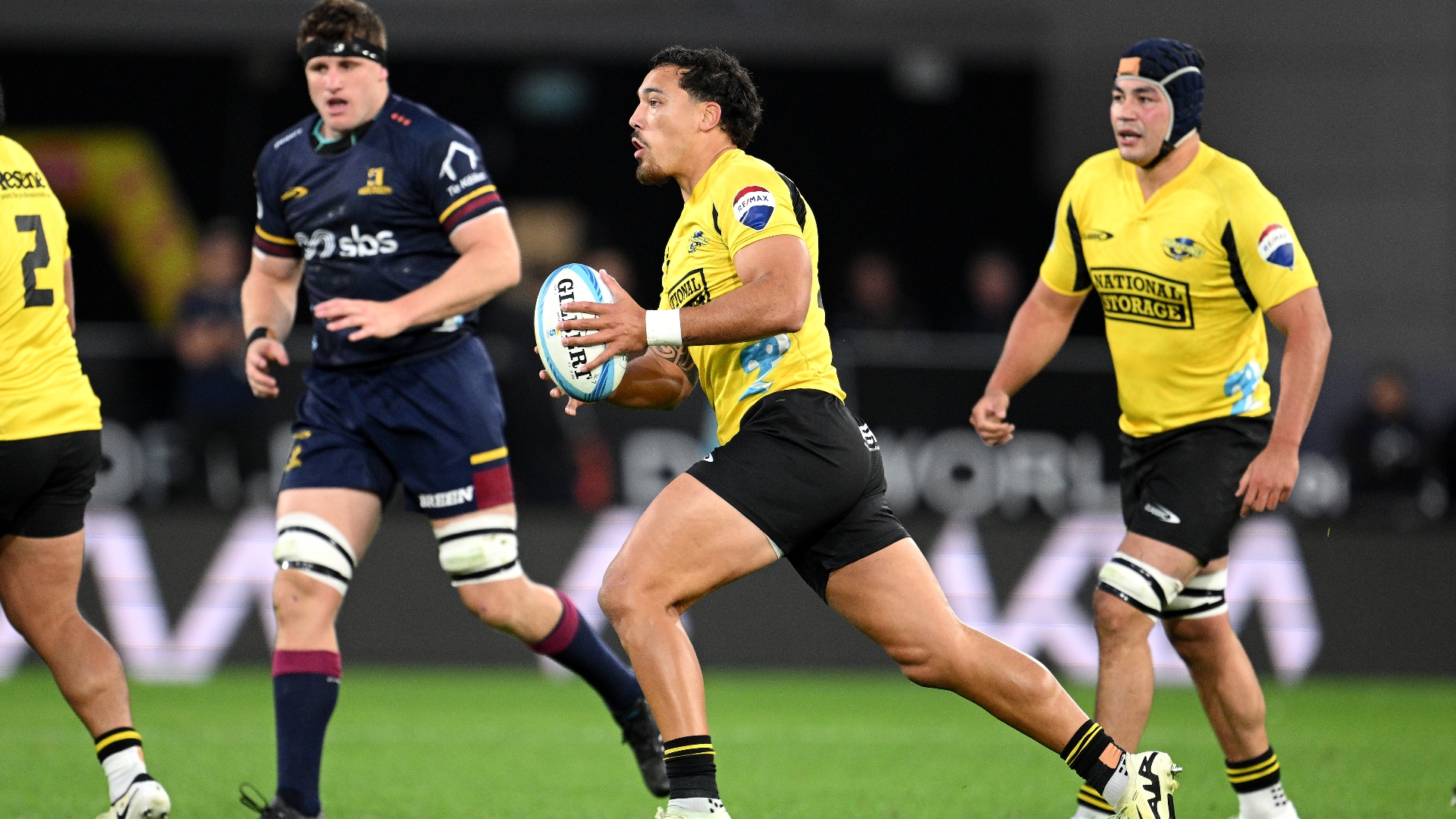 Hurricanes vs Chiefs Predictions - Hurricanes backed to make it seven ...