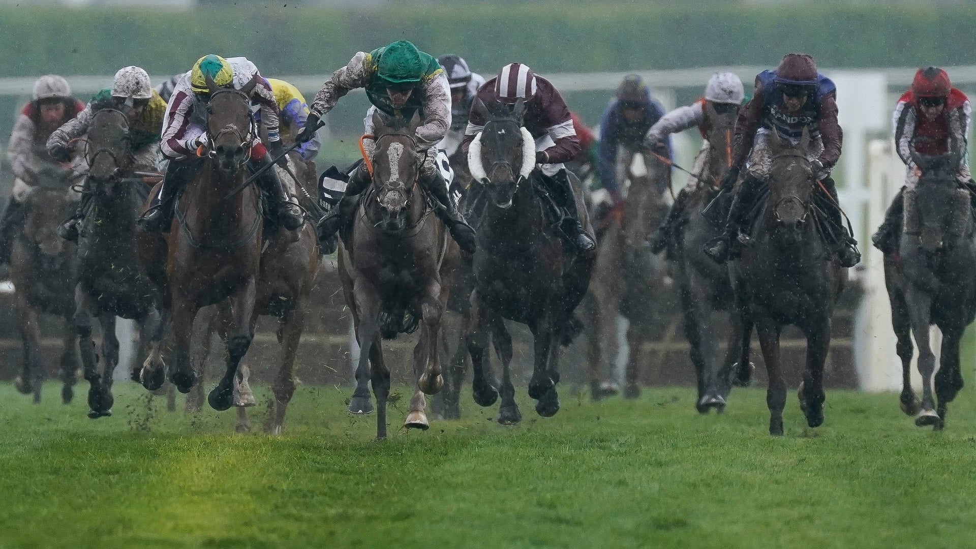 Aintree Tips on April 11th | Grand National Festival Day 1 Tips