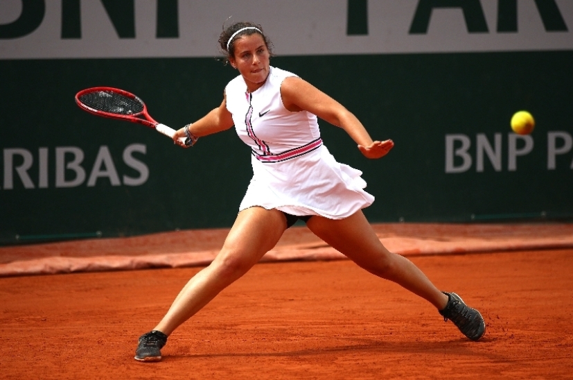 Trophée Clarins Live Streaming - Watch Emma Navarro vs Diana Shnaider ...