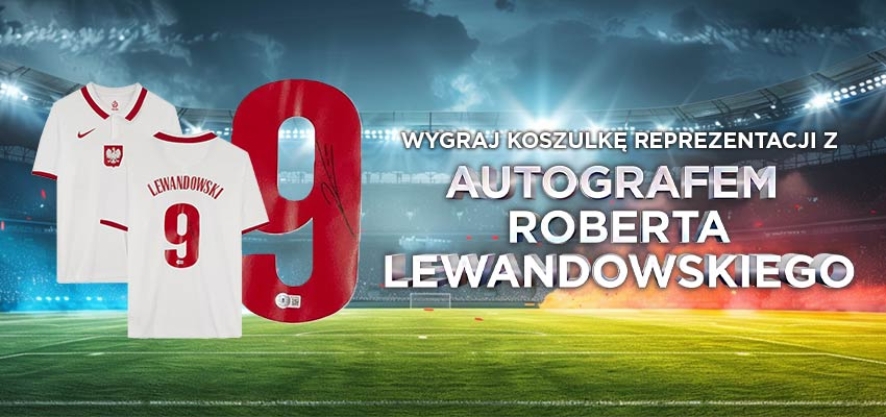 Win a signed Robert Lewandowski soccer shirt at GGPoker