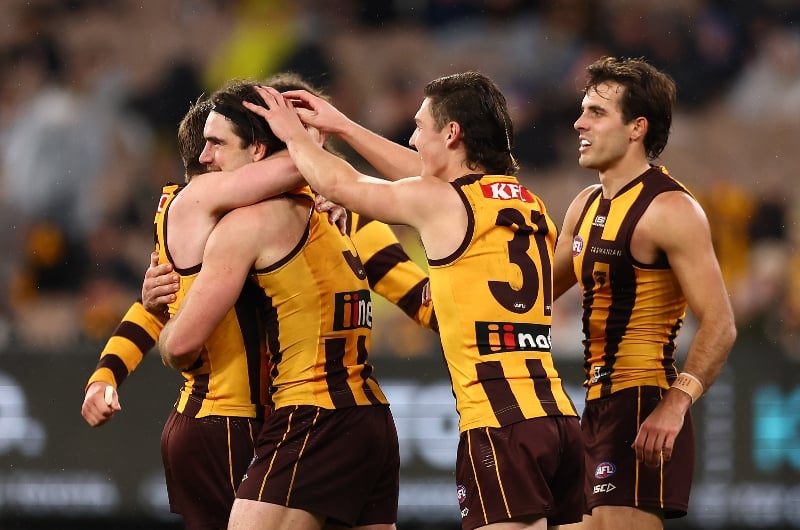Adelaide Crows Vs Hawthorn Predictions And Tips Hawks To Edge Closer To