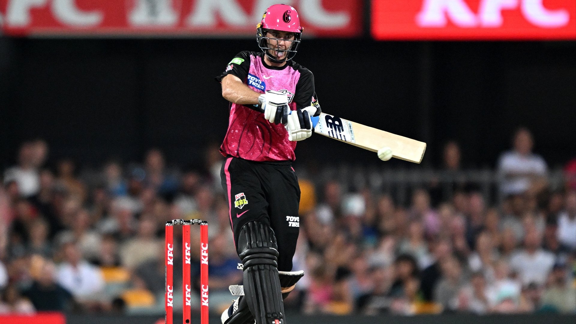 Hobart Hurricanes vs Sydney Sixers Live Stream & Tips - Sixers to win fifth successive BBL match