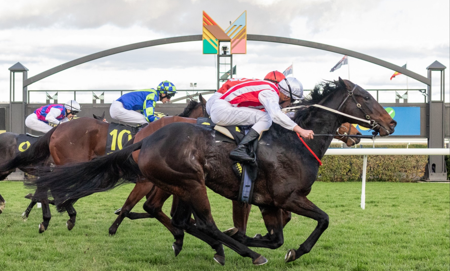 Murray Bridge Racing Tips for February 5 - Astromancer is second-up and ...