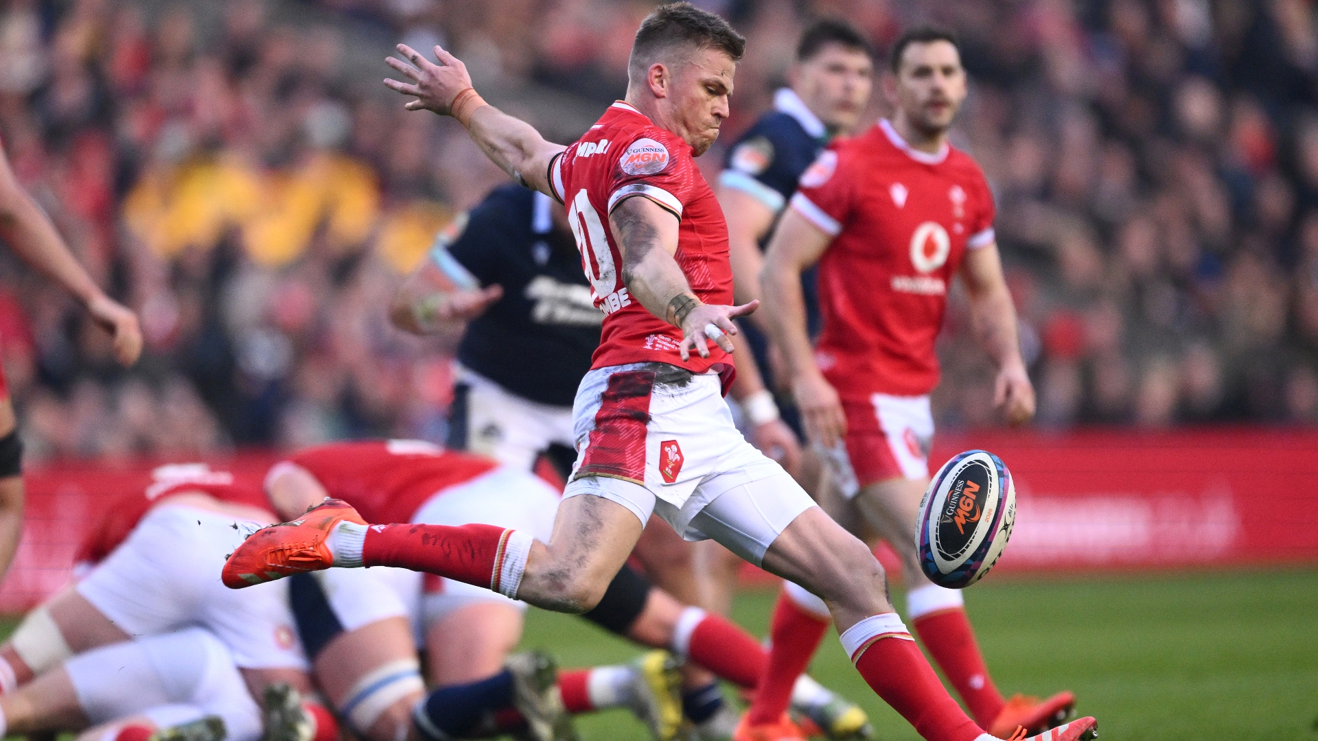 Wales vs England Predictions - Wales can push England for 80 minutes