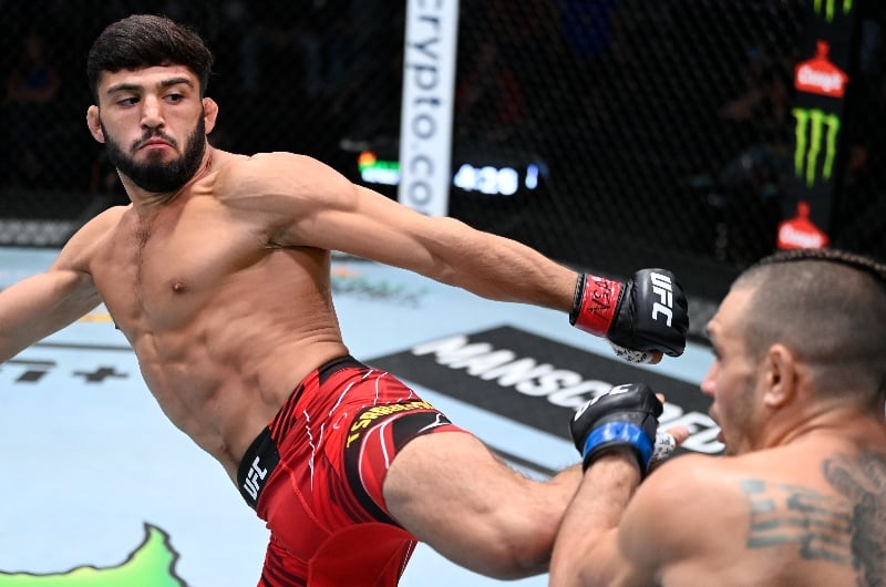 Arman Tsarukyan vs Dan Hooker Preview & Picks – Tsarukyan To Stop ...