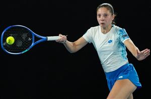 Emma Raducanu vs Greet Minnen Betting Tips & Live Stream – Cluj-Napoca ...