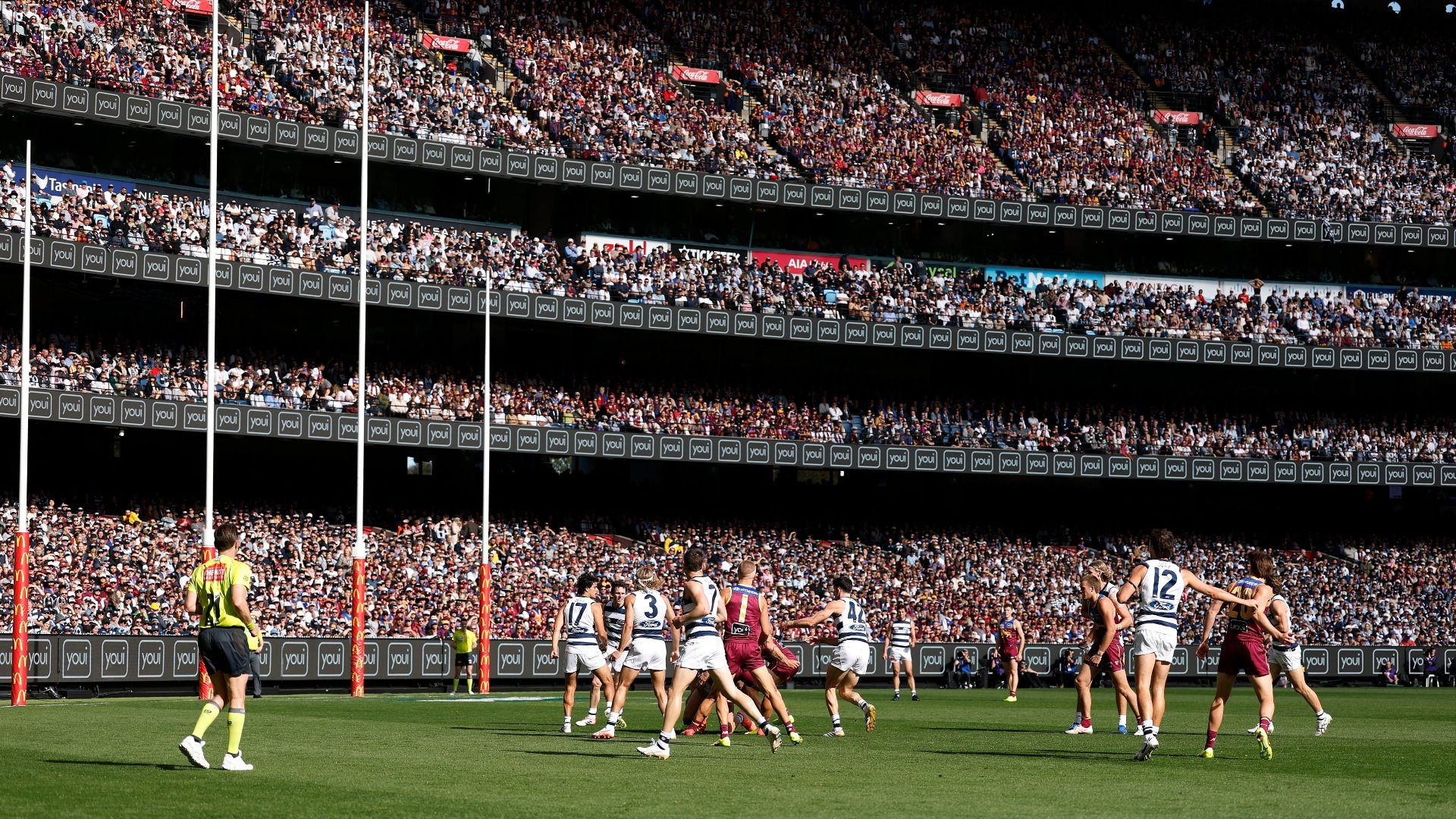 AFL Betting Sites - Australian Rules Football Strategies & Trends